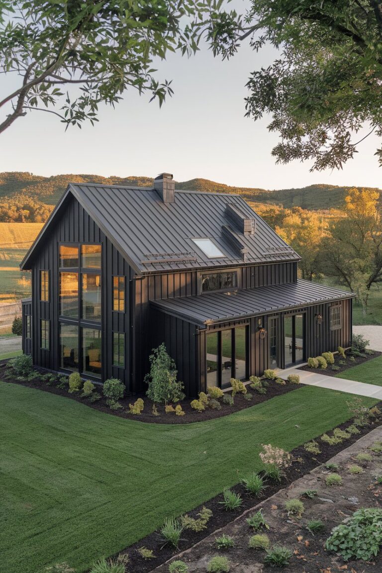 10 Black Modern Farmhouse Exteriors That Showcase Bold, Timeless Design ...