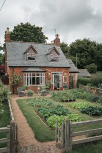 12 English Cottage Exterior Ideas to Inspire Your Dream Countryside ...