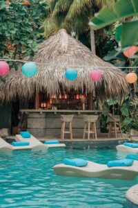 15 Pool Area Decor Ideas for a Stylish and Relaxing Backyard - My Decor ...